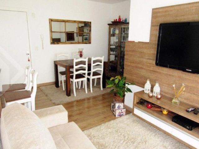 Apartamento 2 dormiórios com garagem