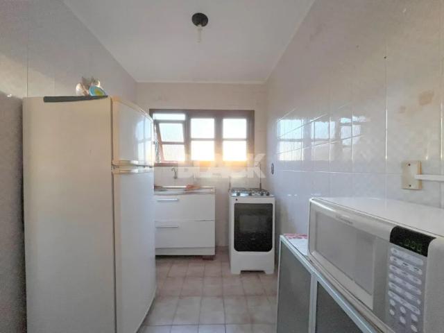 Apartamento 2 dormitórios no Centro de Torres