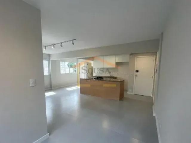 Apartamento, 2 dormitórios, 1 vaga de garagem. 80m² Moema