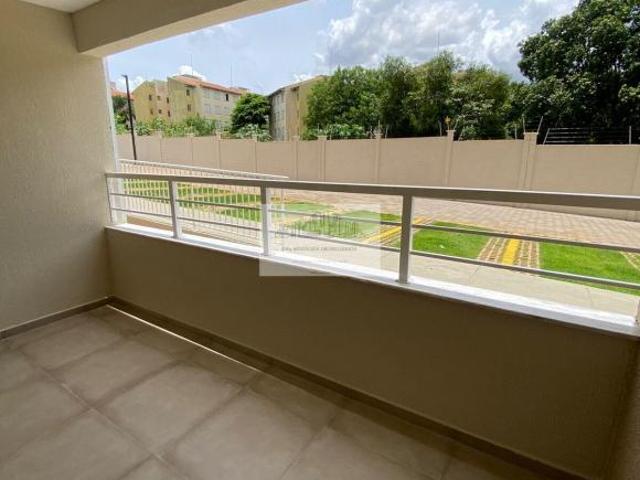 Apartamento 2 dormitórios no bairro São Deocleciano