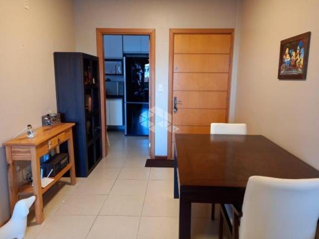 Apartamento 2 dormitório com 2 vagas