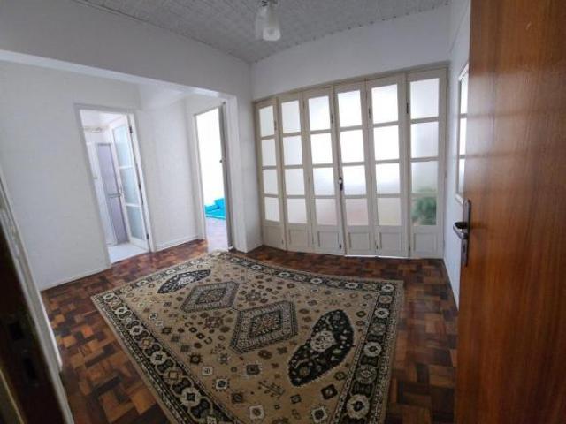 Apartamento 2 dormitório,andar alto,elevador no Centro Histórico