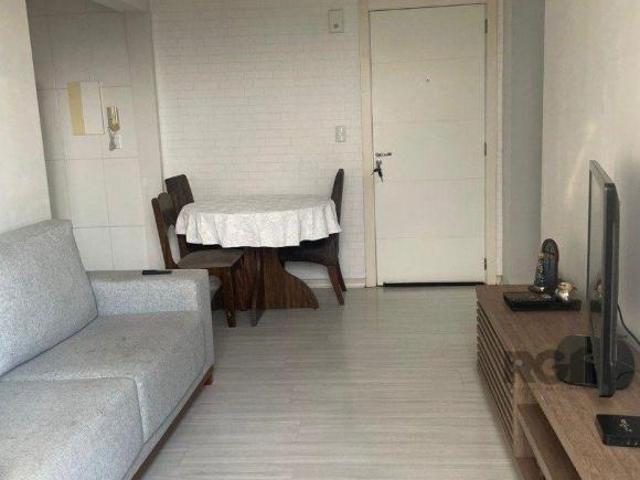 Apartamento 2 dormitório no Bairro Marechal Rondon com vaga coberta
