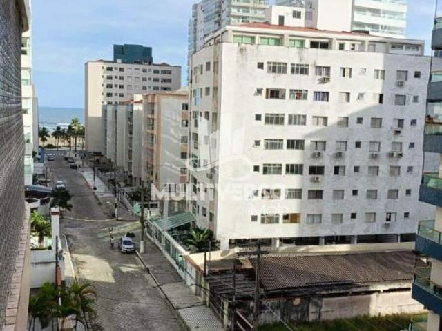 Apartamento 2 dormitórios mobiliado a 180 metros do mar na Aviação