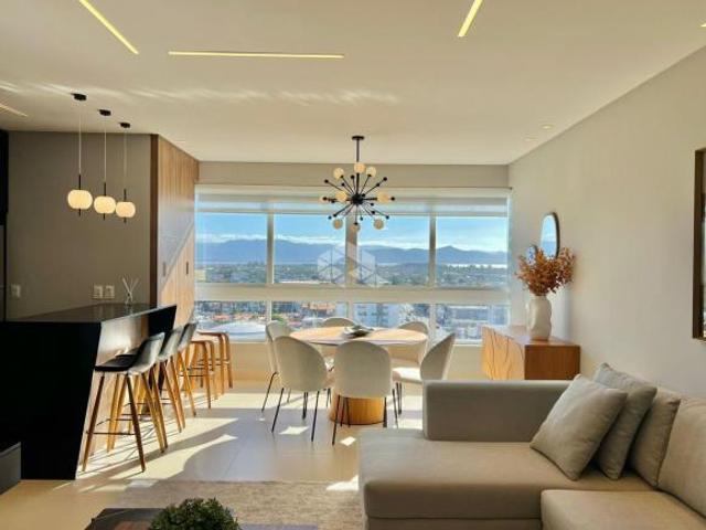 Apartamento 2 dormitórios,mobiliado e decorado na Avenida em Capão da Canoa!