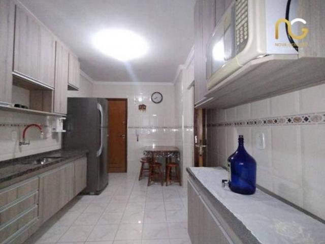 Apartamento 2 dormitórios mobiliado frente mar ! bairro Guilhermina R$ 790.000,00