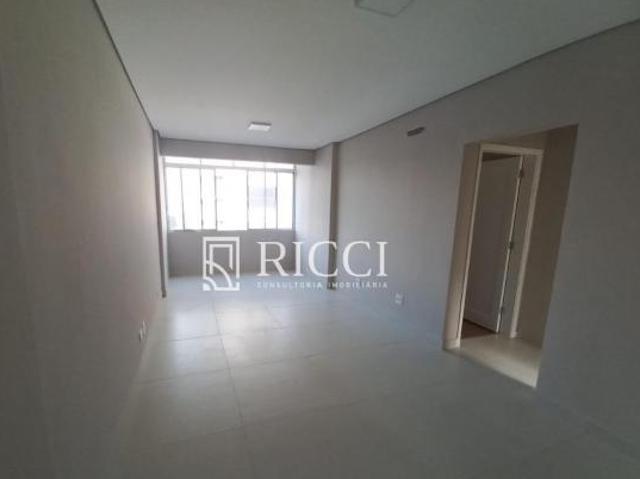 apartamento 2 dormitórios na marechal deodoro uma quadra da praia