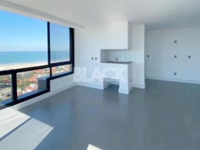 Apartamento 2 dormitórios na Avenida Silva Jardim em Torres RS