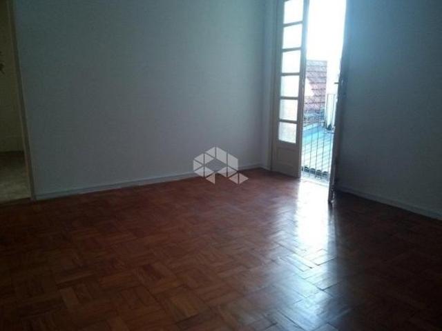 APARTAMENTO 2 DORMITÓRIOS NA AZENHA