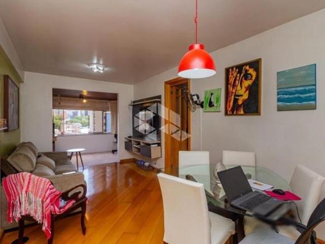 Apartamento 2 dormitórios na Cidade Baixa