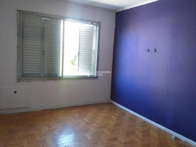 Apartamento 2 dormitórios na Travessa Azevedo