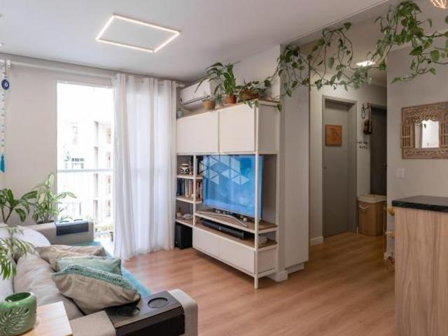 Apartamento 2 dormitórios na Vila Nova