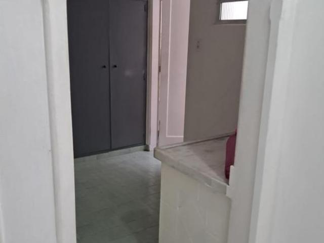Apartamento 2 dormitórios no Marapé em Santos