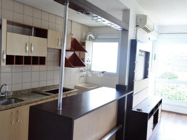 Apartamento 2 dormitórios no Menino Deus