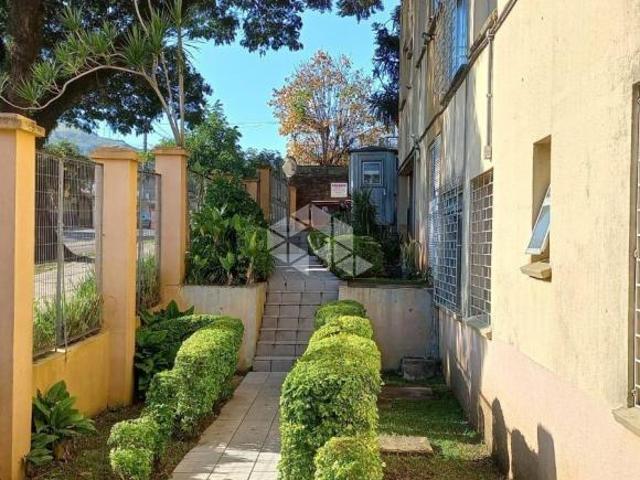 Apartamento 2 dormitórios no Bairro Teresópolis Porto Alegre