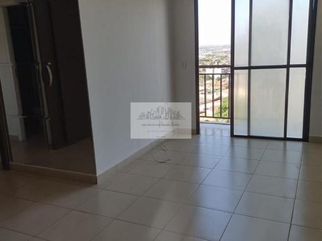 Apartamento 2 dormitórios no bairro Bosque Vivendas