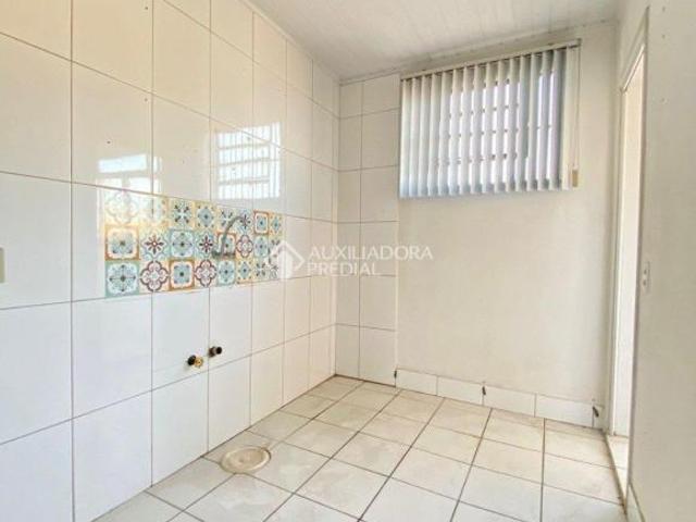 Apartamento 2 dormitórios no bairro Camaquã