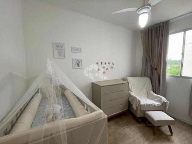Apartamento 2 dormitórios no bairro Cavalhada em Porto Alegre/RS