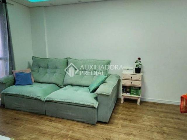Apartamento 2 dormitórios no bairro Demarchi