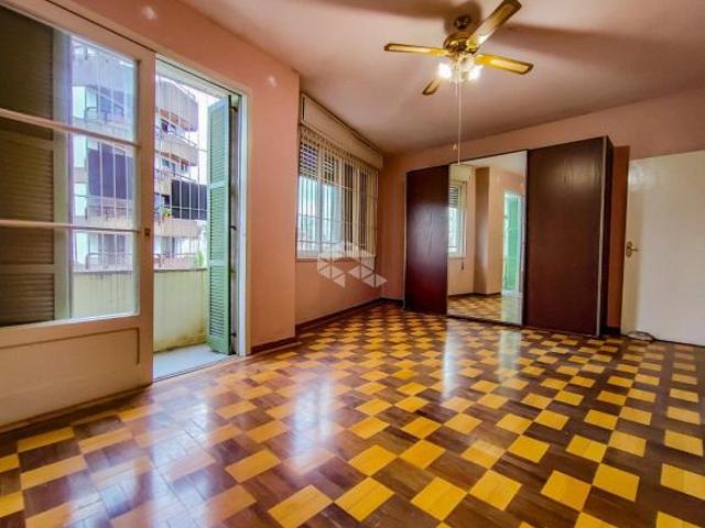 Apartamento 2 dormitórios no bairro Floresta, em Porto Alegre