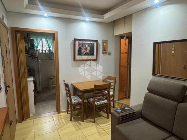 Apartamento 2 dormitórios no Bairro Menino Deus