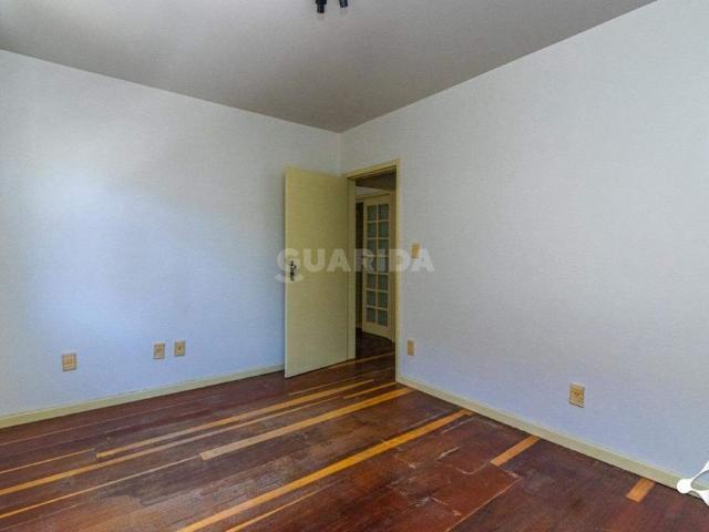 Apartamento 2 dormitórios no bairro Petrópolis, com VAGA DUPLA. COD: 11545