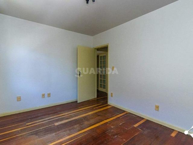 Apartamento 2 dormitórios no bairro Petrópolis, com VAGA DUPLA. COD: 11545