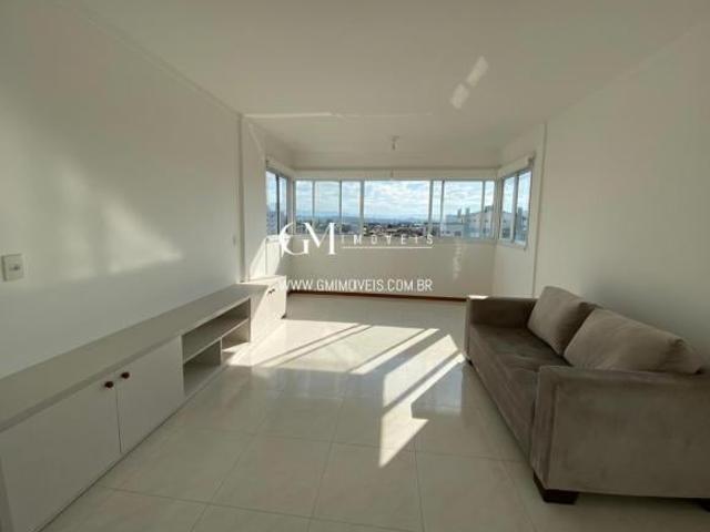 Apartamento 2 dormitórios no centro em Torres RS