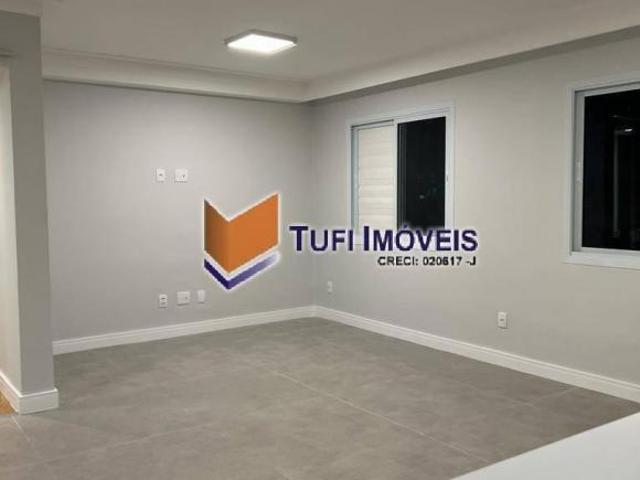 Apartamento 2 dormitórios no Jardins, reformado e modernizado