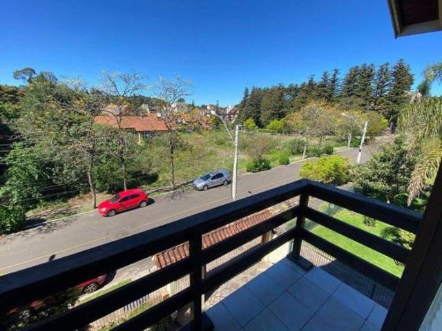 APARTAMENTO NO PLANALTO EM GRAMADO COM 2 QUARTOS
