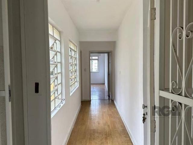Apartamento 2 dormitórios à venda Centro Histórico Porto Alegre/RS