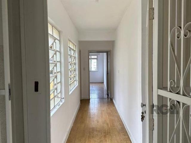 Apartamento 2 dormitórios à venda Centro Histórico Porto Alegre/RS