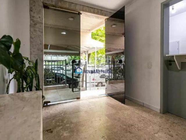 Apartamento 2 dormitórios à venda em Moema