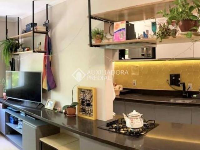APARTAMENTO 2 DORMITÓRIOS À VENDA EM PORTO ALEGRE BAIRRO MENINO DEUS