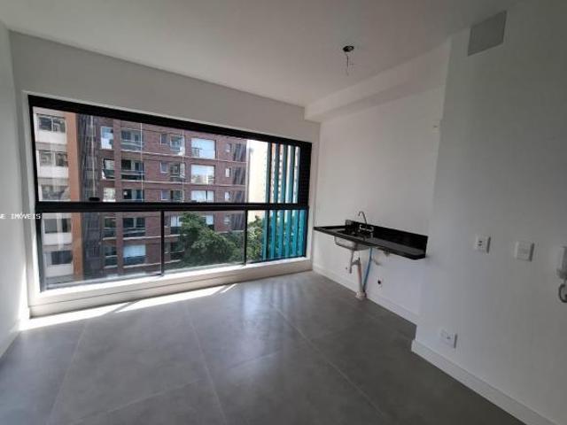 Apartamento 2 dormitórios à venda em Perdizes / novo