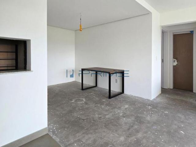 Apartamento 2 dormitórios à venda no bairro Passo da Areia Porto Alegre/RS, Zona Norte