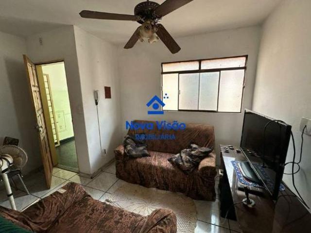 Apartamento 2 Dormitórios à Venda no Bairro Volta Grande, Uberaba – Frente com 1 Vaga