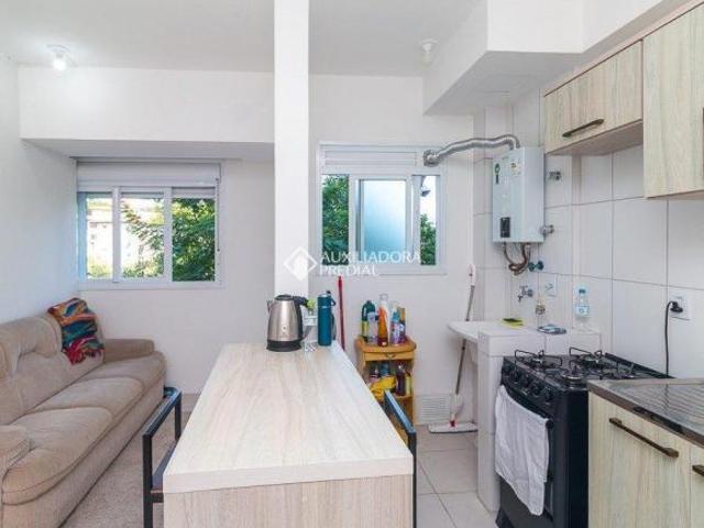 Apartamento 2 dormitórios à venda no Santo Antônio, Porto Alegre
