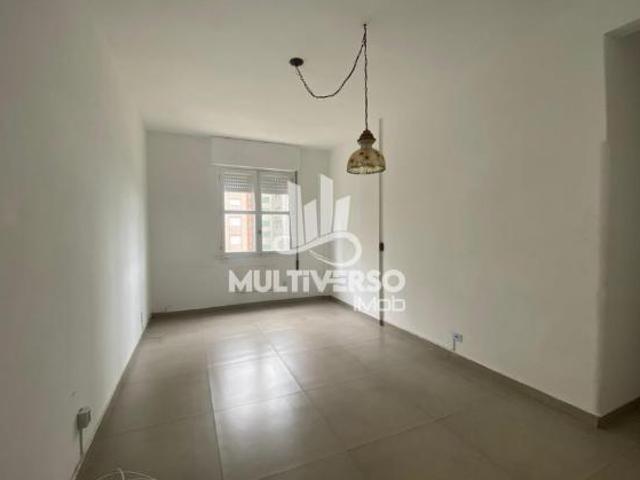Apartamento 2 Dormitórios à Venda no Pompeia, Santos – Vista Mar, Financia