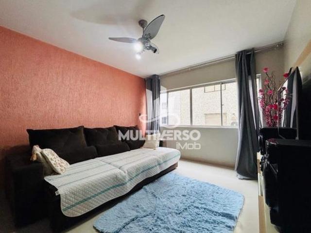 Apartamento 2 dormitórios amplos no bairro do Marapé em Santos