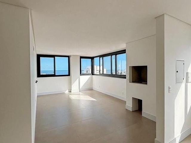 Apartamento 2 Dormitórios andar alto Torres RS