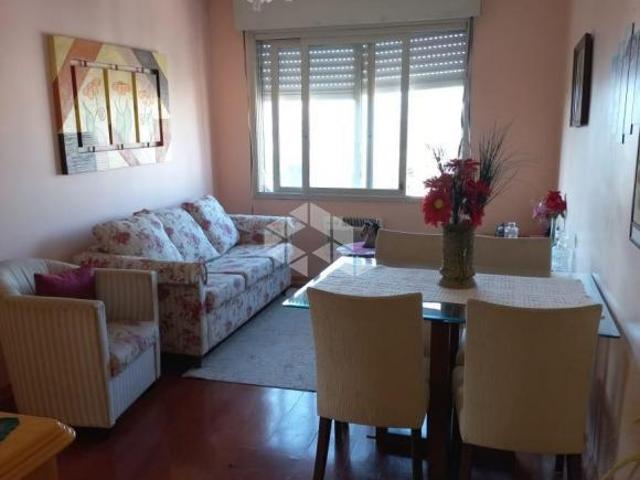 Apartamento 2 dormitórios, andar alto, vista permanente no Jardim Botânico