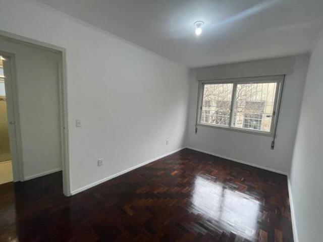 Apartamento 2 Dormitorios Cidade Baixa
