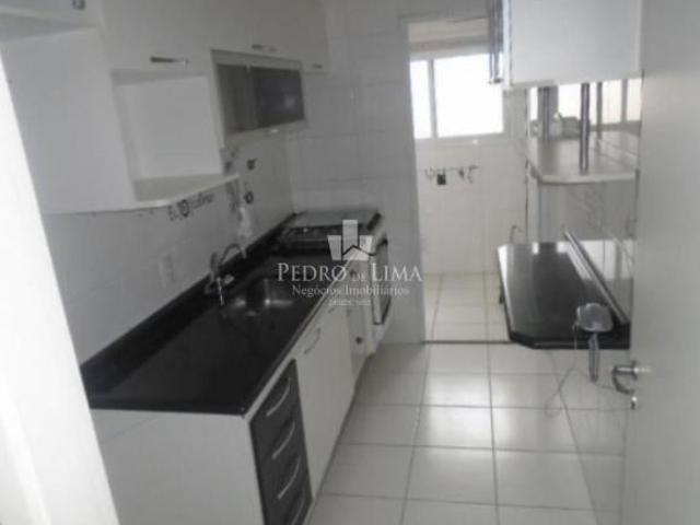 Apartamento 2 dormitórios, closet e 1 vaga, na Penha