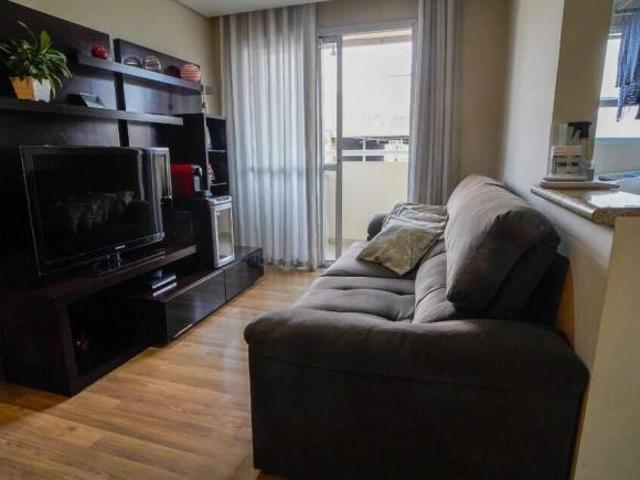 Apartamento 2 Dormitórios com 1 Suíte em Vila Assunção, Santo André — Aceita Financiamento