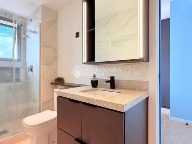 Apartamento 2 dormitórios com 1 suíte