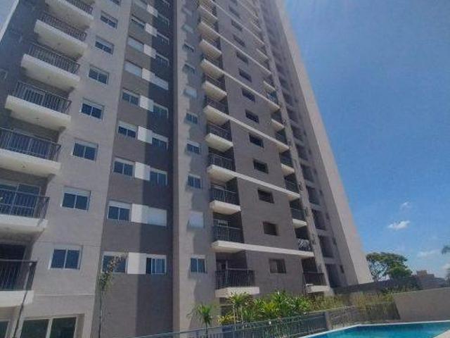 Apartamento 2 Dormitórios com Terraço Campo Limpo