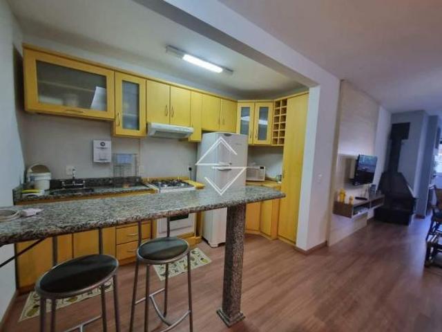 APARTAMENTO 2 DORMITÓRIOS COM UMA SUITE