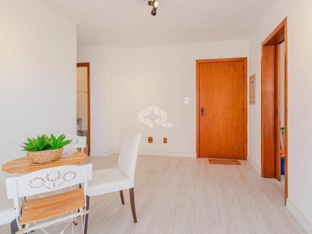 Apartamento 2 Dormitórios com vaga no bairro Jardim Lindoia, em Porto Alegre
