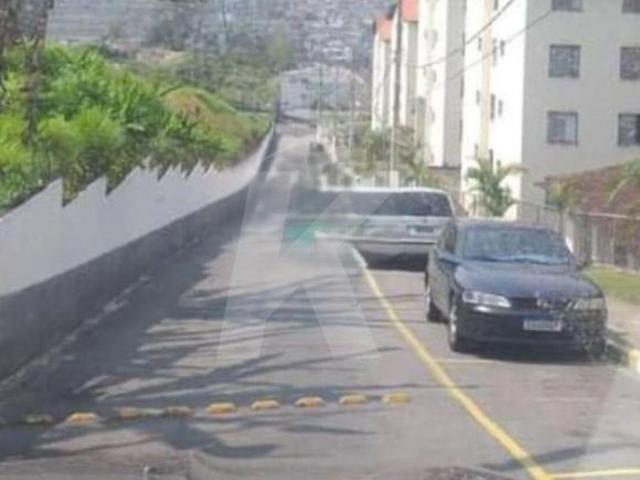 Apartamento 2 dormitórios com vaga bem localizado 45m² Tucuruvi